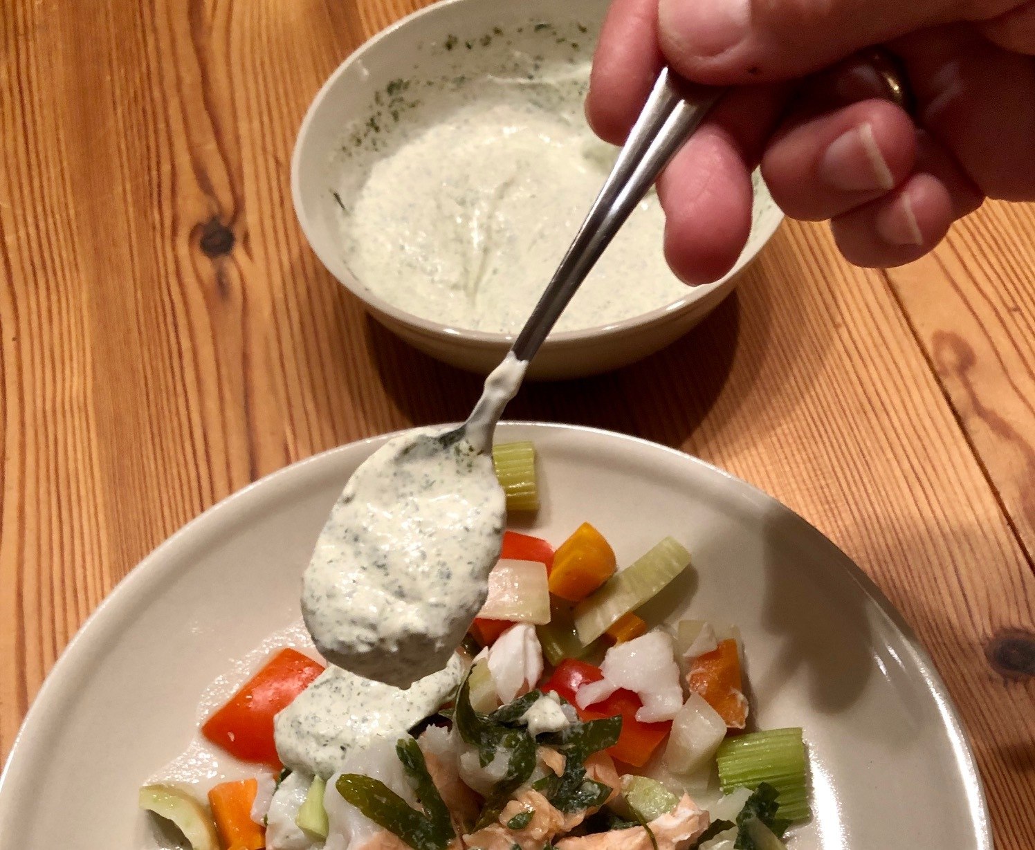 Rømmedressing med Havfruens hår - Ting med Tang